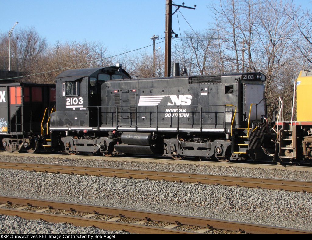 NS 2103